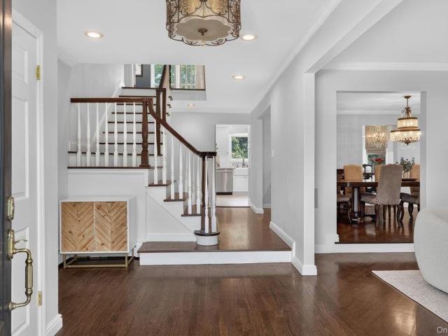 30 Irving Drive
