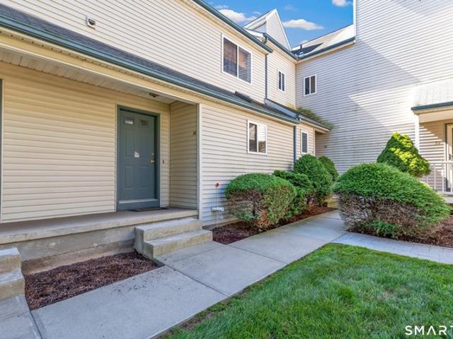 30 Ivy Grove Ct Unit 30, Shelton, CT 06484