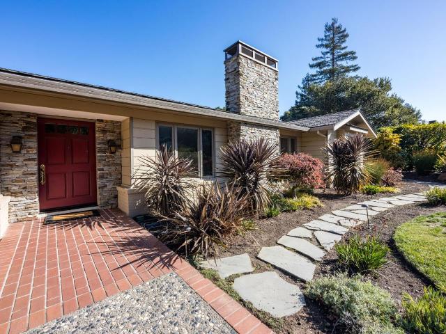30 Knightwood Lane