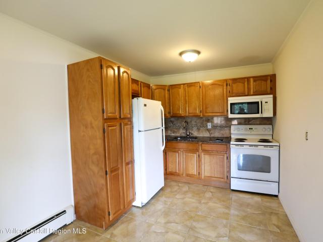 30 Lamb Avenue 4c