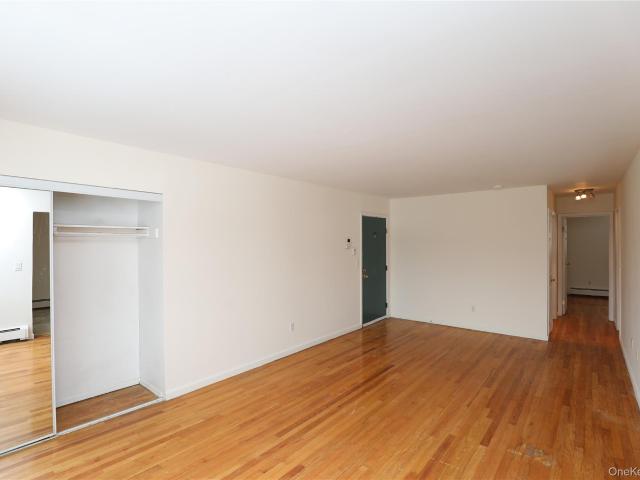 30 Lamb Avenue 5c
