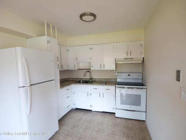 30 Lamb Avenue 2a