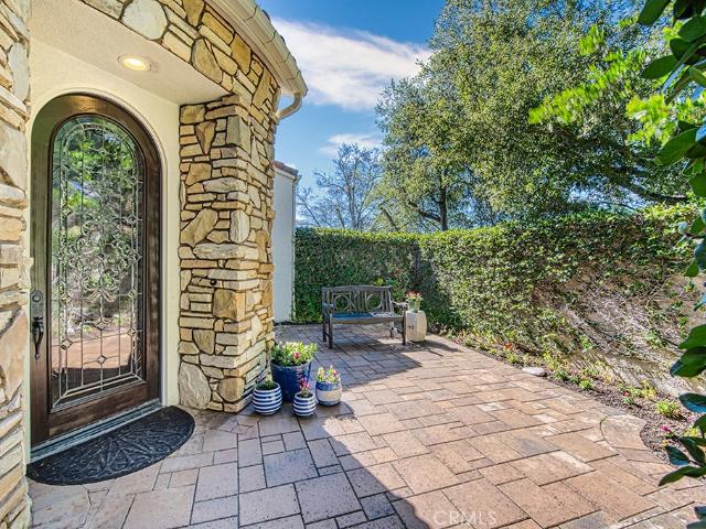 30 Lake View