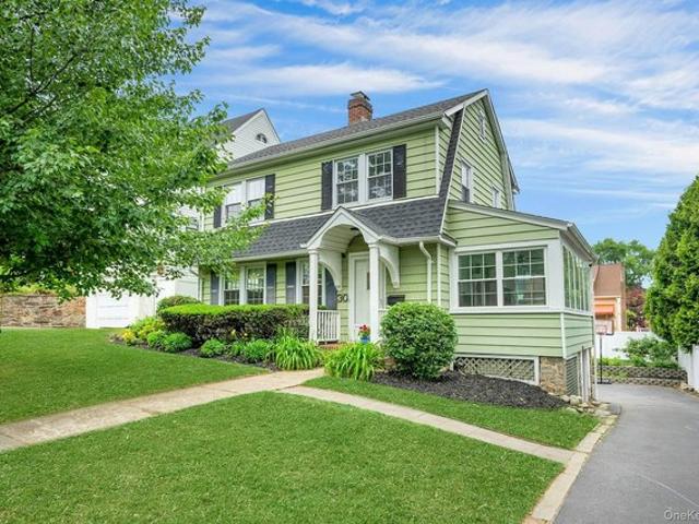 30 Lee Ave, White Plains, NY 10606