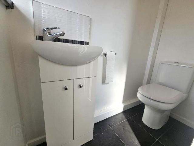 30 Ligoniel Road, Belfast, BT14 8BX