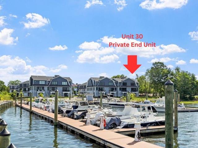 30 Little Bay Dr, Dover, NH 03820