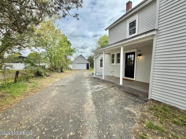30 Maple Avenue