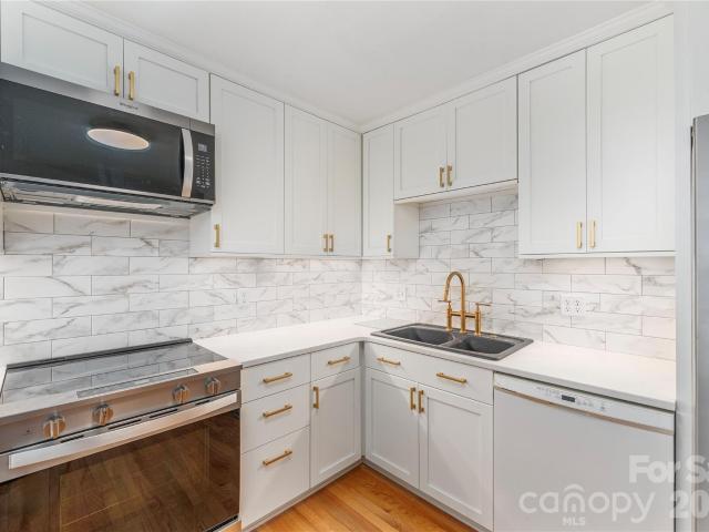 30 Maple Ridge Lane