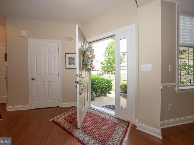 30 Meadow View Lane