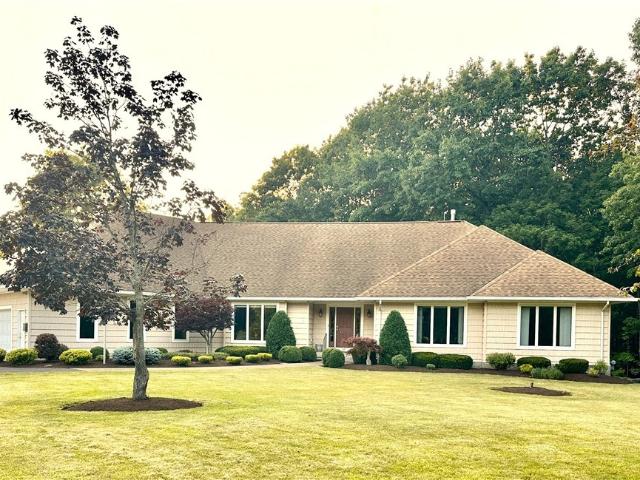 30 Meadowbrook Drive