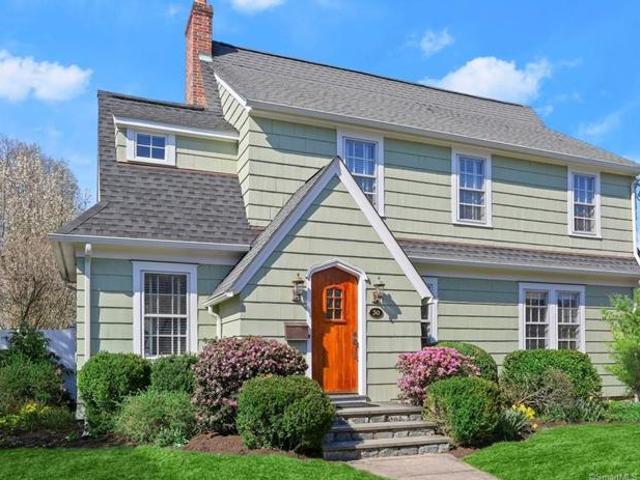 30 Merton St, Fairfield, CT 06824