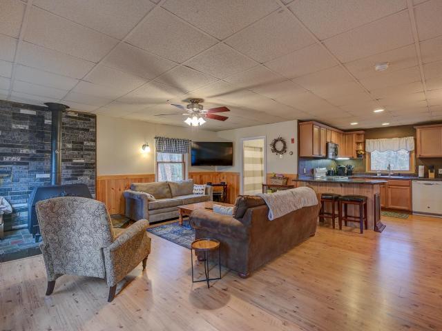 30 Middle Shore Drive