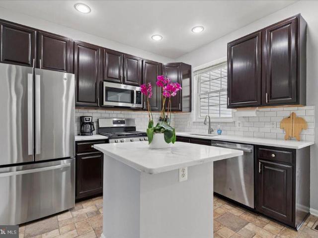 30 Millhaven Court