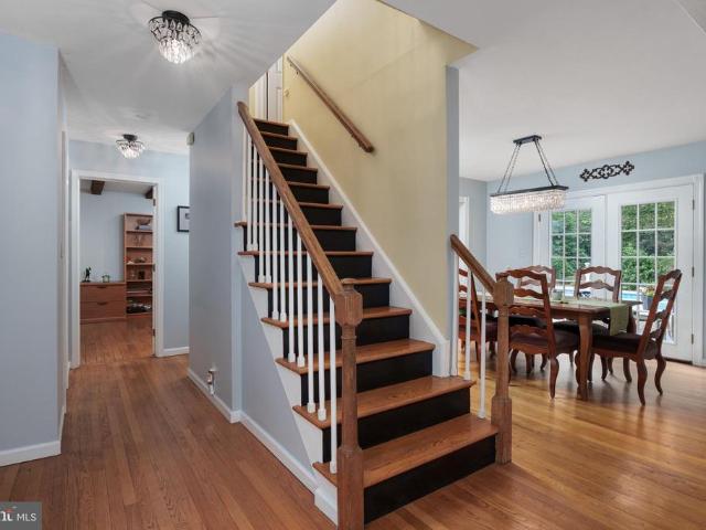 30 Montgomery Avenue
