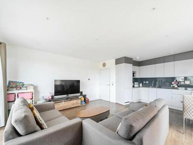 30 Moorhen Drive, Peregrine Apartments, West Hendon, 2 Bedroom Apartment