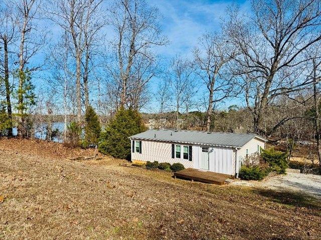 30 Mobleys Bluff Rd, Abbeville, SC 29620