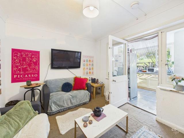 30 Moulsecoomb Way, Brighton BN2, 1 bed semi detached house to rent, £450 pcm | PrimeLocation