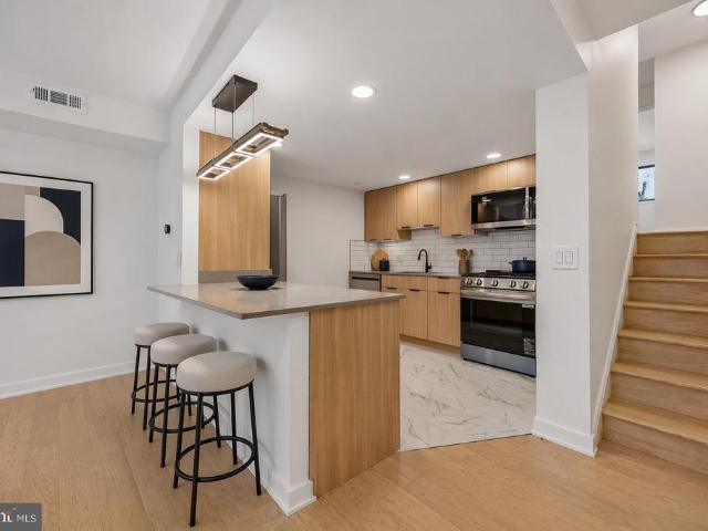 30 N Waterloo Road # 12