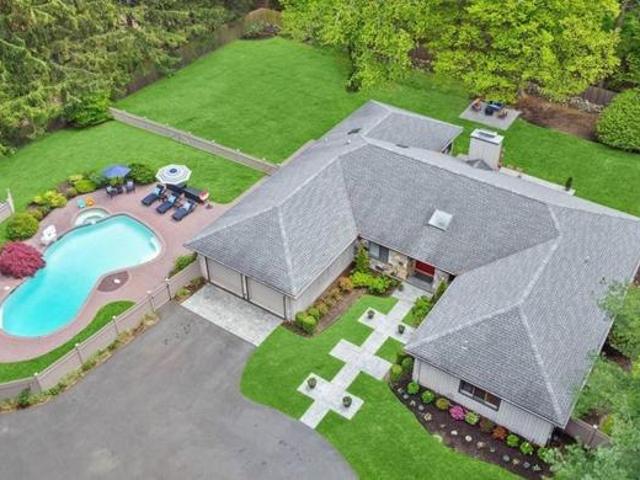 30 Northwind Dr, Stamford, CT 06903