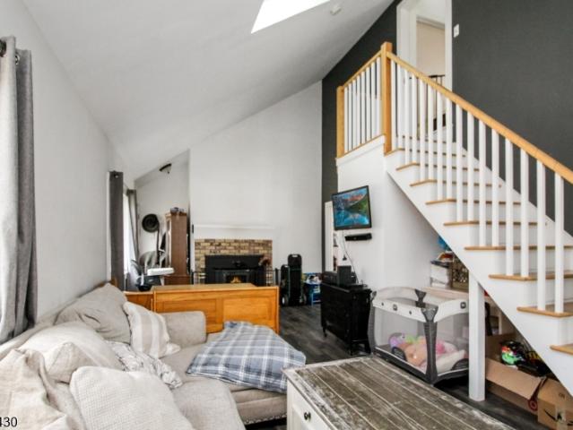 30 Northwood Rd, Lake Hopatcong, NJ 07849 | MLS #4020