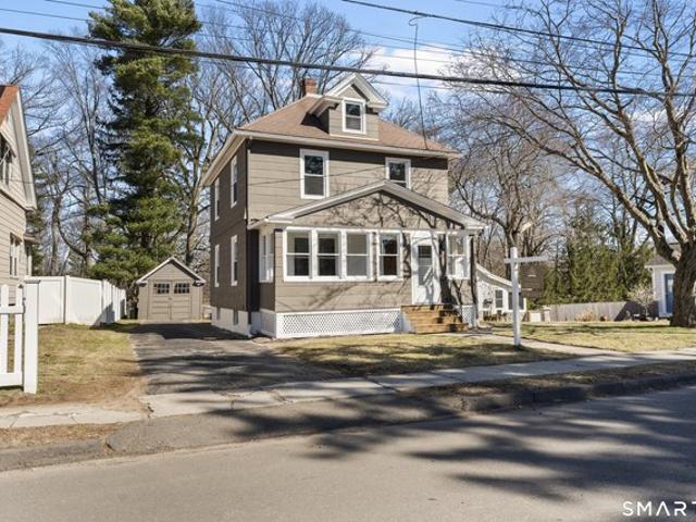 30 Oakwood St, East Hartford, CT 06108