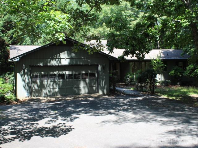 30 Oak Lane
