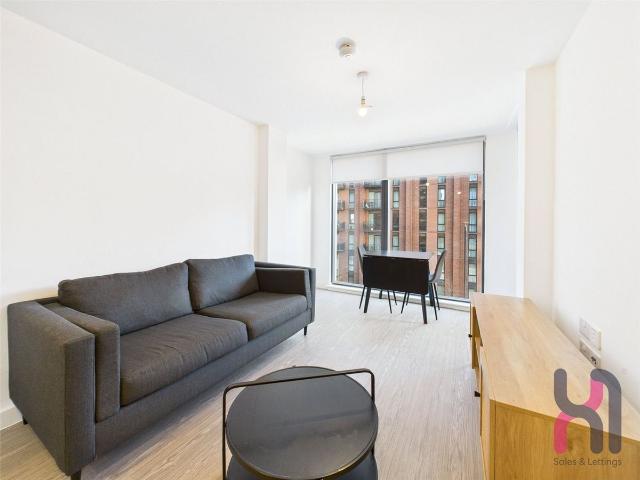 30 Oldfield Road, Manchester M5, 1 bed flat to rent, £1,075 pcm | PrimeLocation