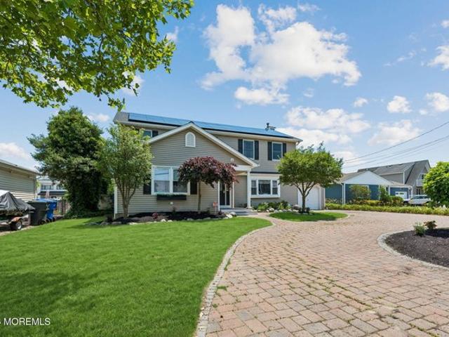 30 Osprey Dr, Toms River, NJ 08753
