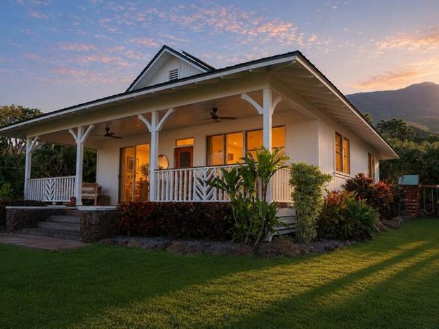 30 Paia Pohaku St, Lahaina, HI 96761