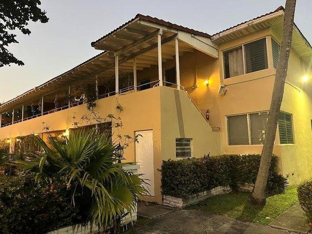 30 Park Dr Apt 15, Bal Harbour, FL 33154