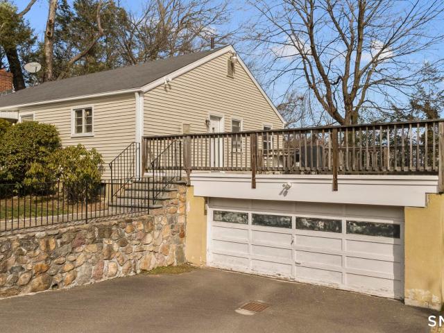 30 Parklawn Dr, Waterbury, CT 06708 | Compass