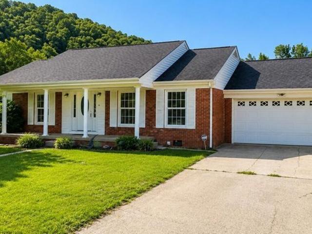 30 Peach St, Ivel, KY 41642