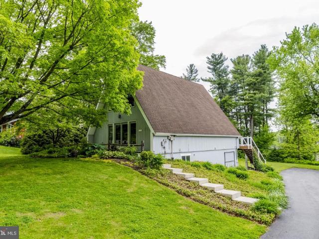 30 Pine Crest Drive