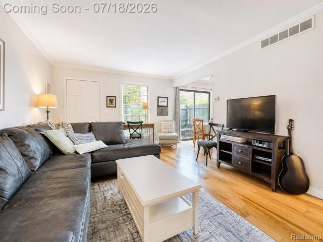 30 Pine Tree Ridge Drive # 2