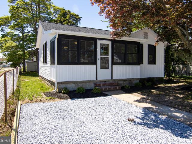 30 Pinetree Dr, Villas, NJ 08251 | MLS #NJCM2006 | Compass