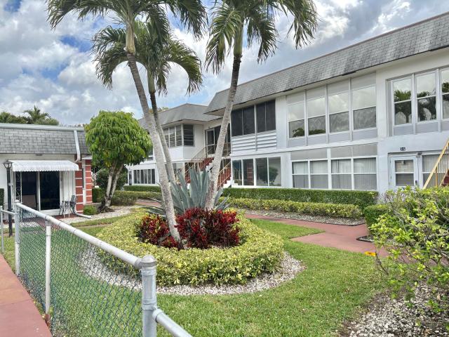 30 Plymouth C, West Palm Beach, FL 33417 | MLS #B26016