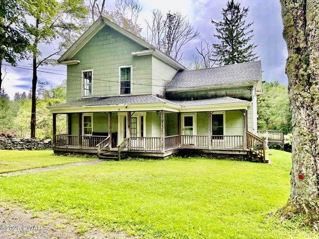 30 Preacher Rd, Lake Como, PA 18437