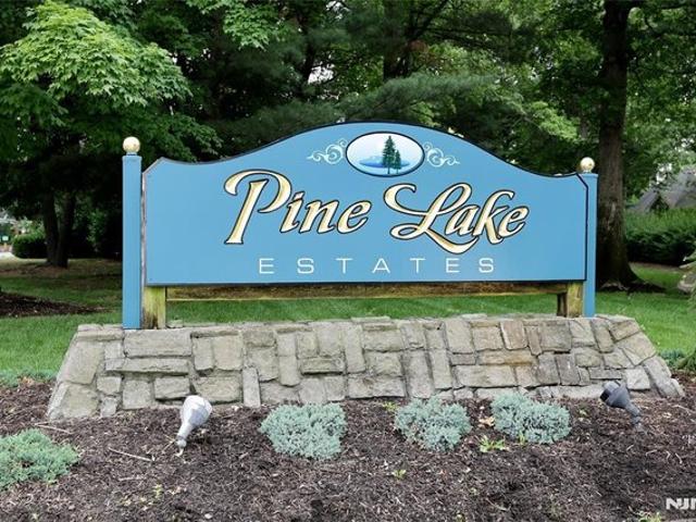 30 Reagan Way Unit 530A, Township Of Washington, NJ 07676