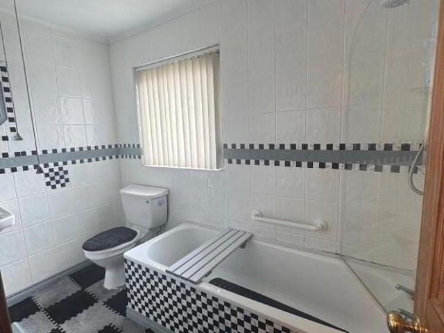 30 Recreation Road, Larne, BT40 1HA