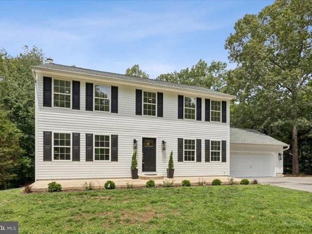 30 Reids Ln, Prince Frederick, MD 20678