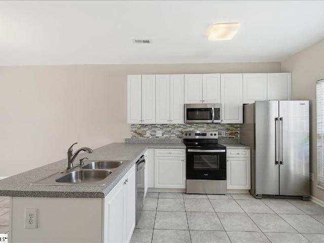 30 Ridgestone Circle