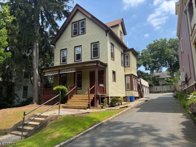 30 Riggs Pl, Unit 2, South Orange, NJ 07079 | MLS #4024 | Compass