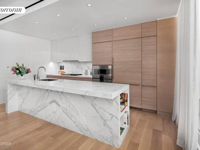 30 Riverside Blvd, New York, NY