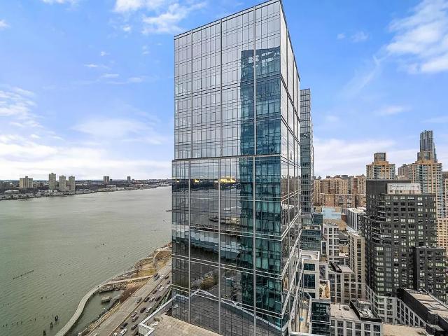 30 Riverside Blvd, New York, NY