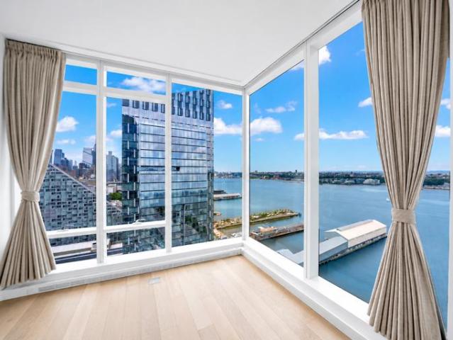 30 Riverside Blvd, New York, NY