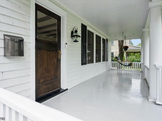 30 Rodney St