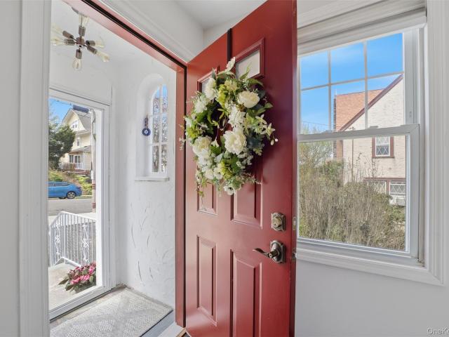 30 Rossmore Ave, Bronxville, NY 10708 | MLS #988828 | Compass