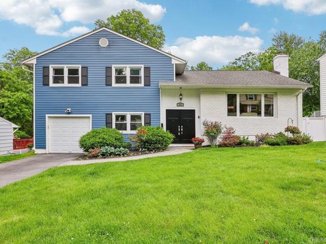30 Rutledge Rd, Scarsdale, NY 10583