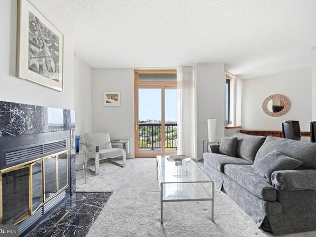 30 S Adelaide Ave Apt 8J, Highland Park, NJ 08904