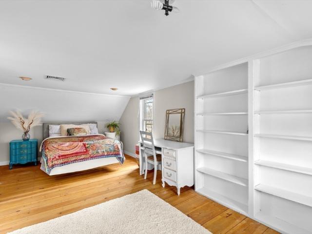 30 S River St, Wellesley, MA 02482 | MLS #73499